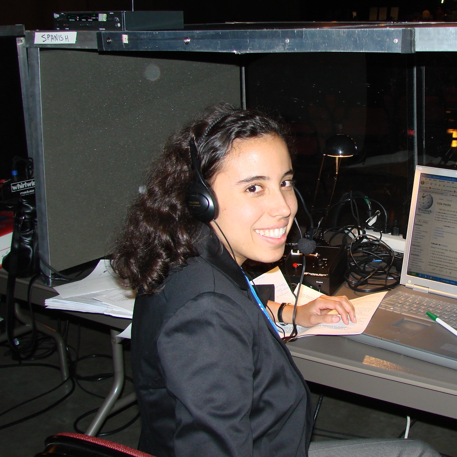 Language Interpreting – Jessica – Hana Binder